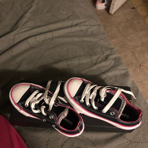 Converse | Shoes | Girls Low Top Chuck Taylor Sneakers | Poshmark